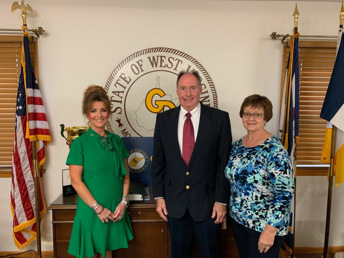 Tom Cook sworn in to City Council – City of Glen Dale, WV